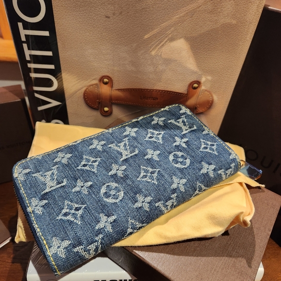 Louis Vuitton | Bags | Louis Vuitton Monogram Blue Denim Zippy Wallet ...